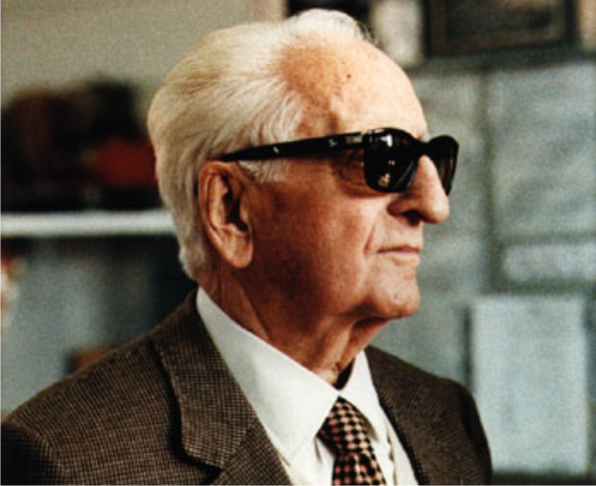 Enzo Ferrari: biografía, film, frases, muerte y mucho más